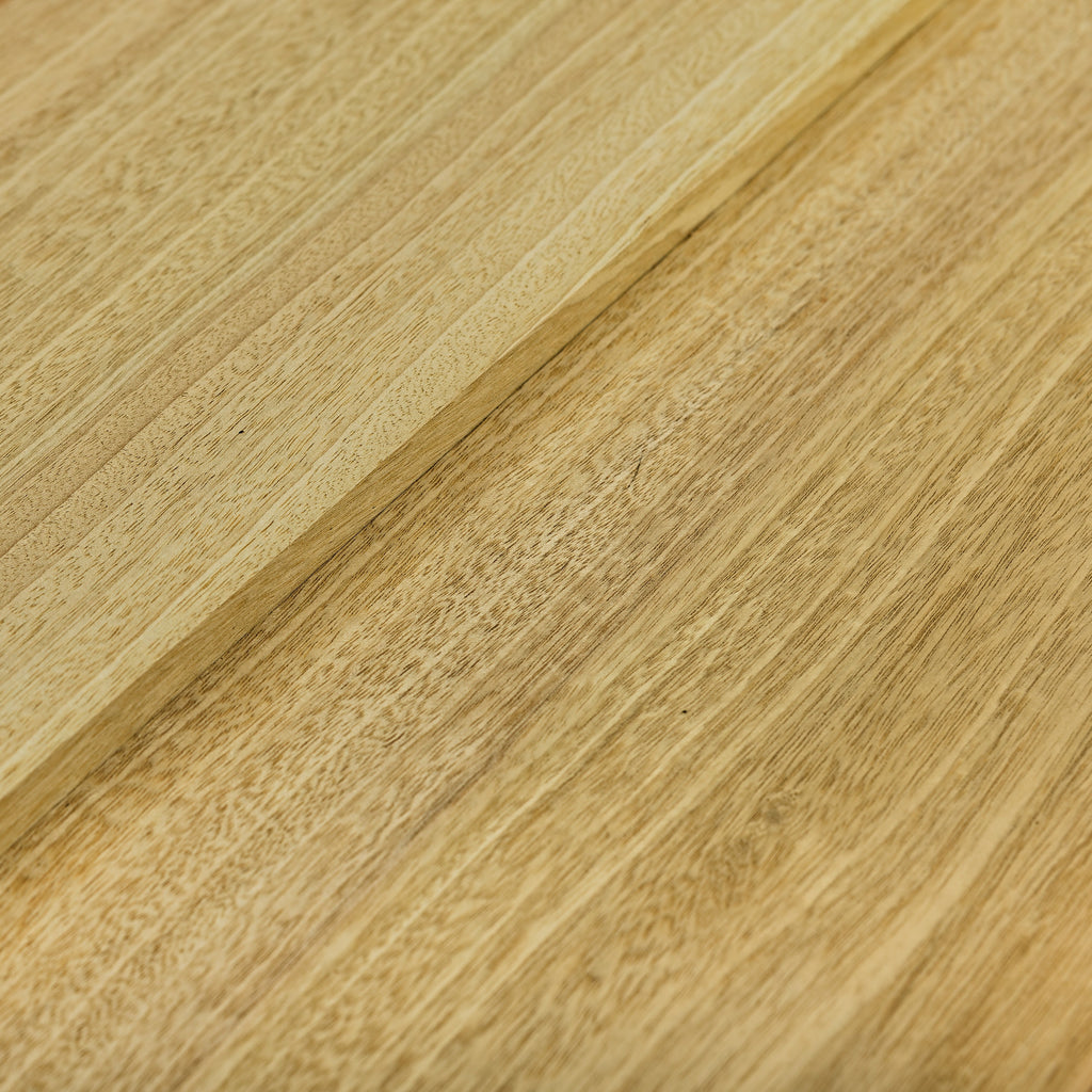 Idigbo wood plank ready to ship – Contraveta Maderas